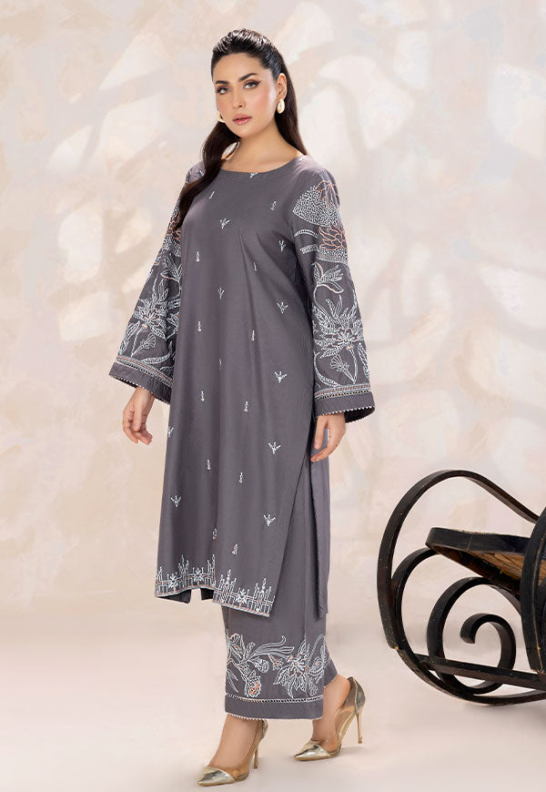 Safwa: Pakistani Brand for Unstitched & Ready to Wear